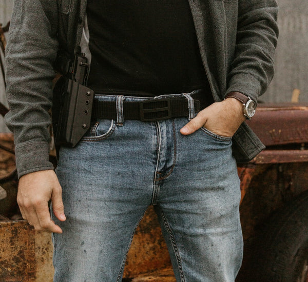 7 Expert-Approved Ways to Conceal an OWB Holster with Winter Clothing ...